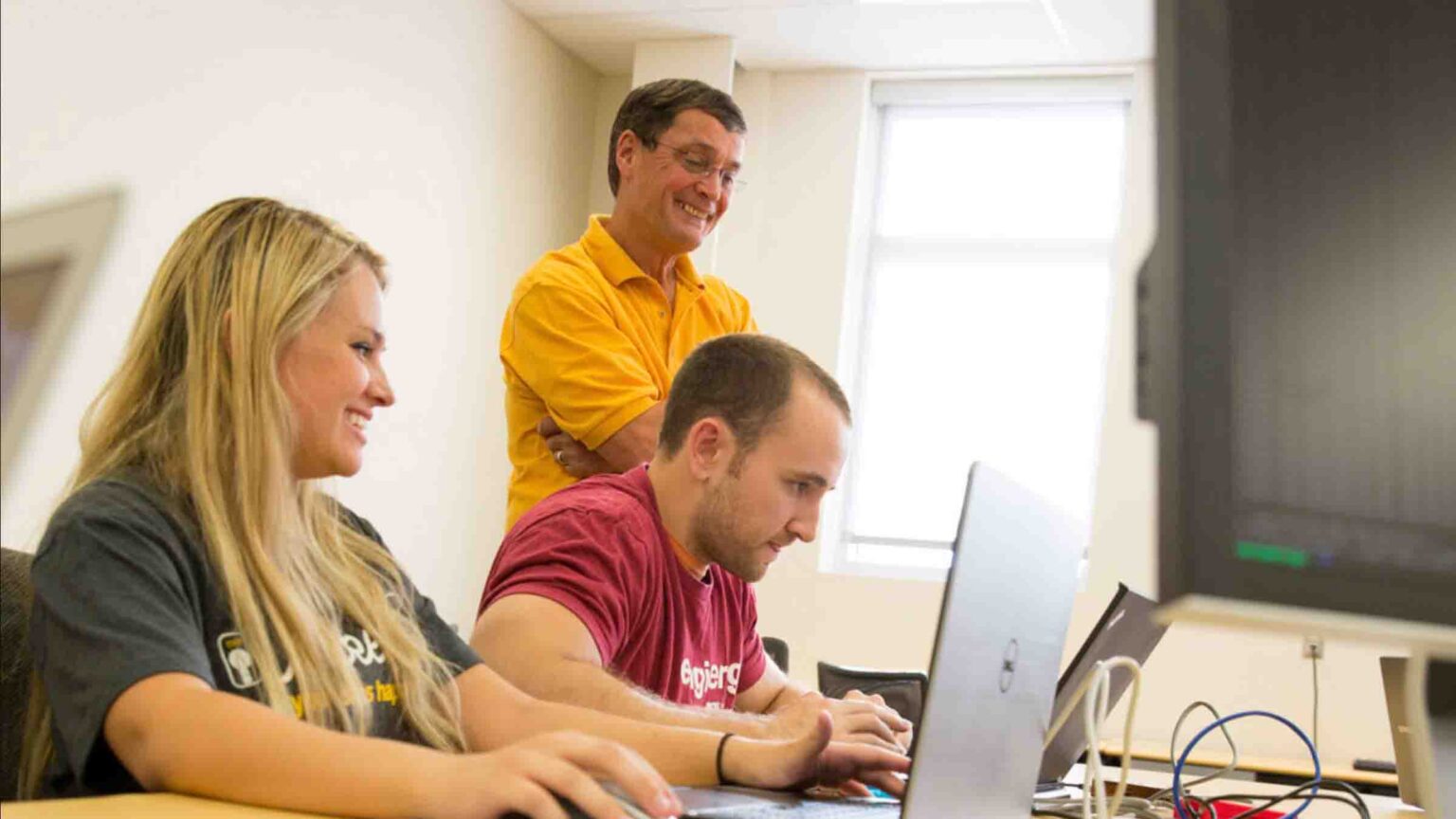 Undergraduate majors and minors-content - Microelectronics at ASU